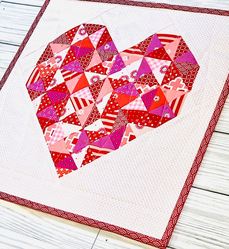 Heart Mini Quilt, Wall Hanging, Valentines Day Decor, Table Topper - Etsy