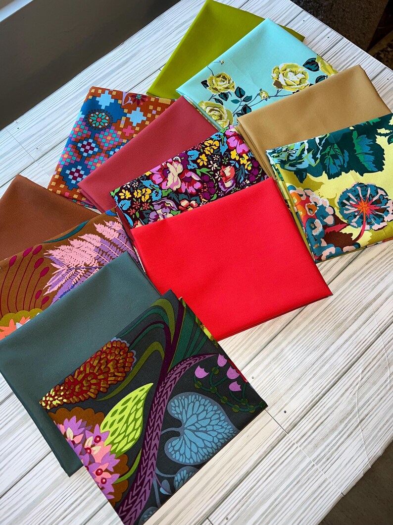 Modern Fat Quarter Bundle, Anna Maria Horner, Art Gallery, Quilting ...