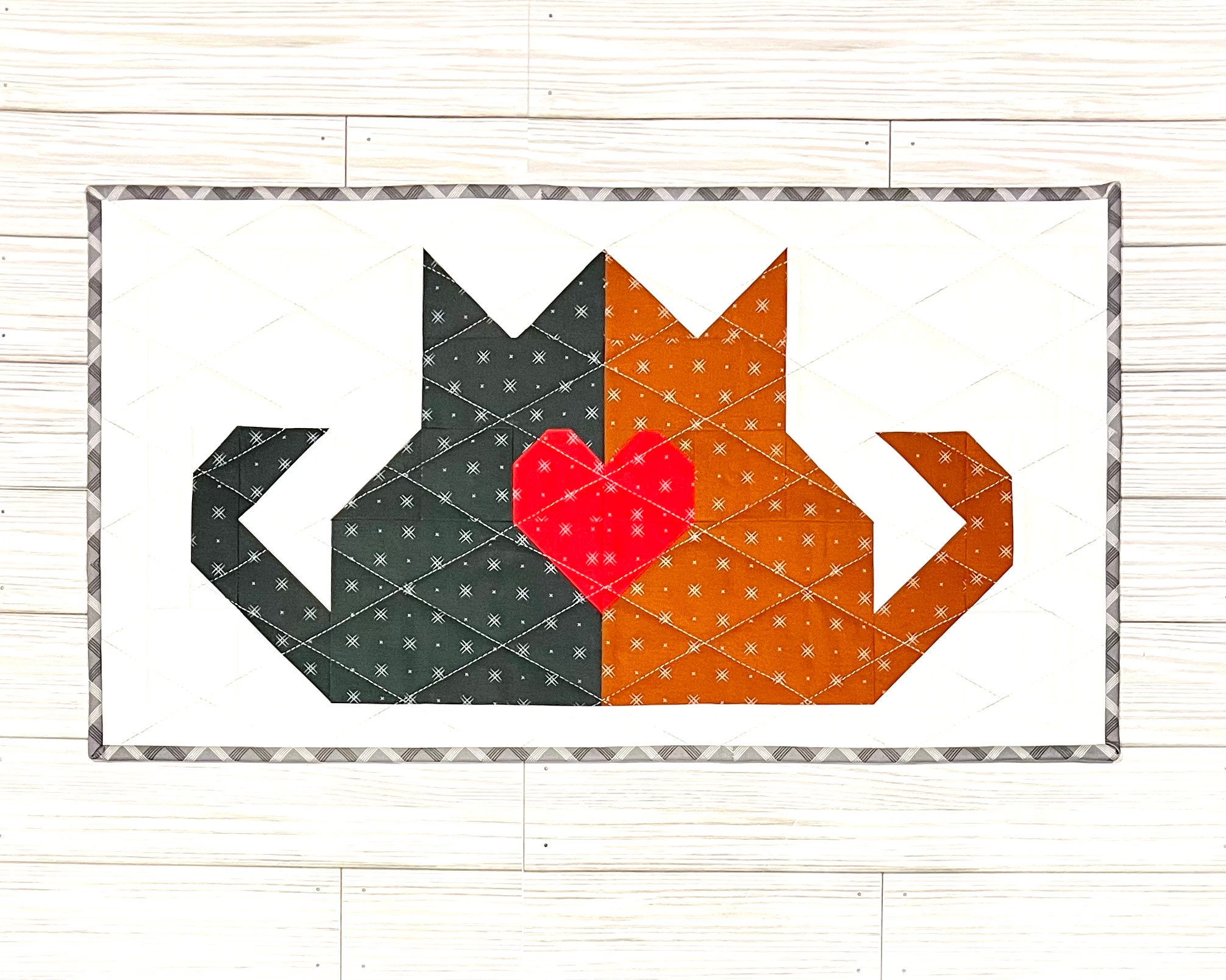 Purring Heart Mini Quilt Pattern, Cat Quilt - Etsy