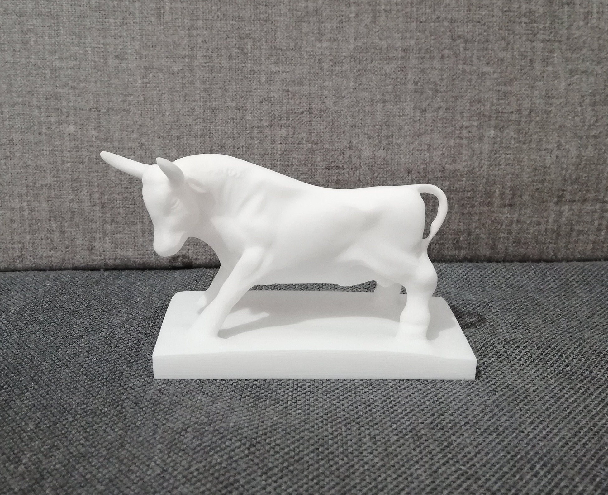 Zeus Bull Symbol Europa Logo