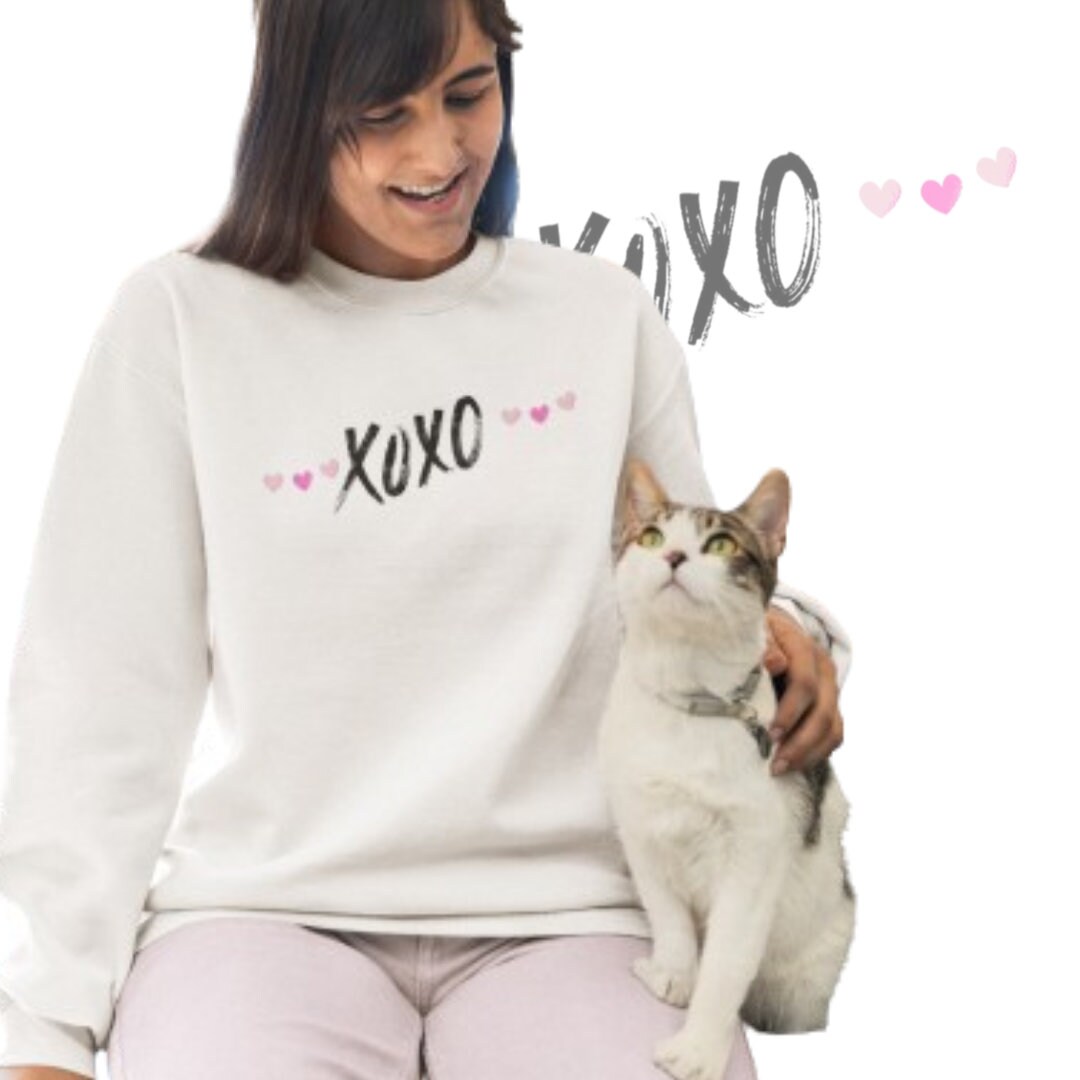 Valentines Hugs and Kisses Graffiti Sweatshirt, Trendy Cute Gift for ...