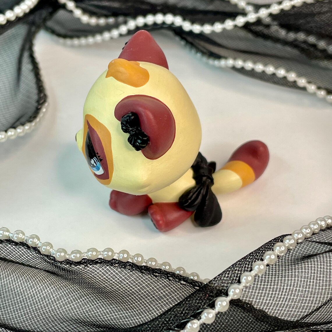 Littlest Pet Shop LPS OOAK Custom Cat #612 Panda Bear Inspired With Bow ...