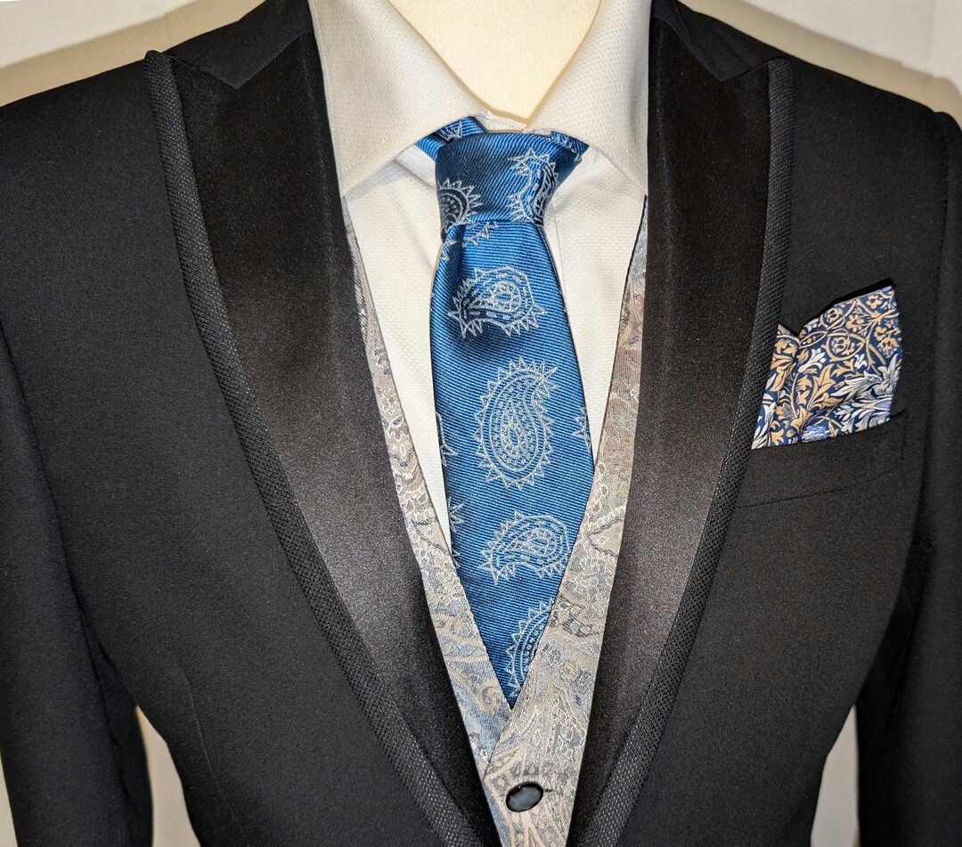 French Blue Paisley Silk Necktie Made in England - Etsy