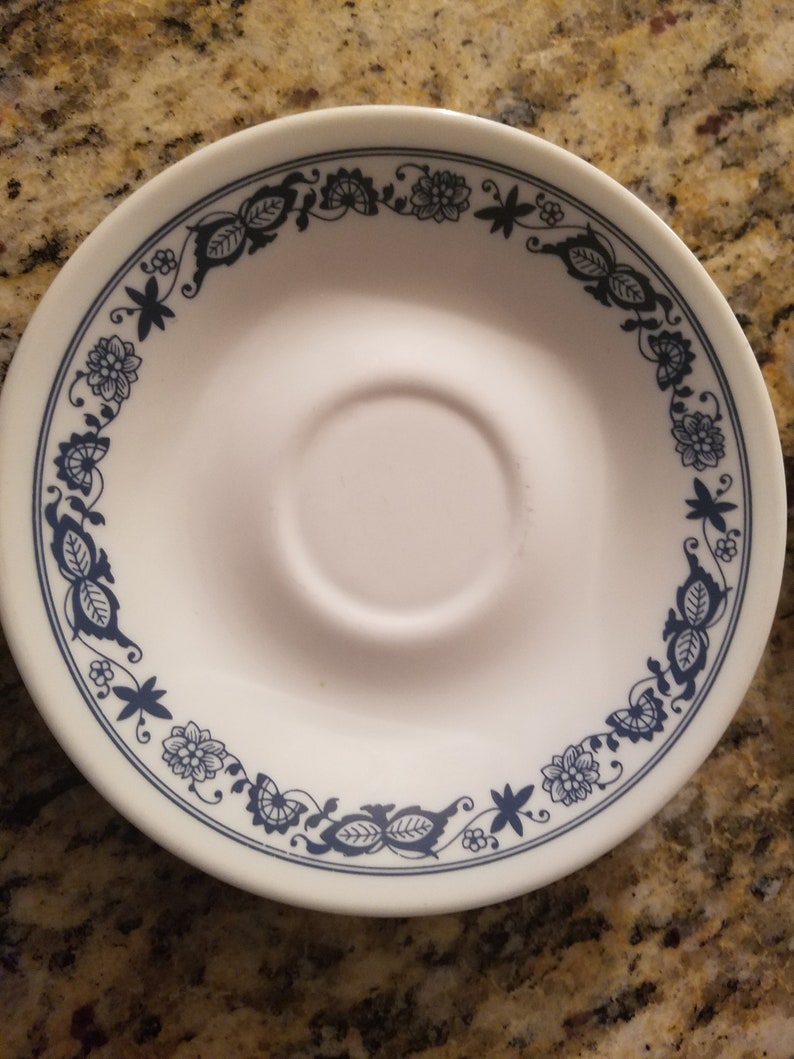 Vintage Corelle by Corning Old Town Blue Onion Flower 30 Piece ...