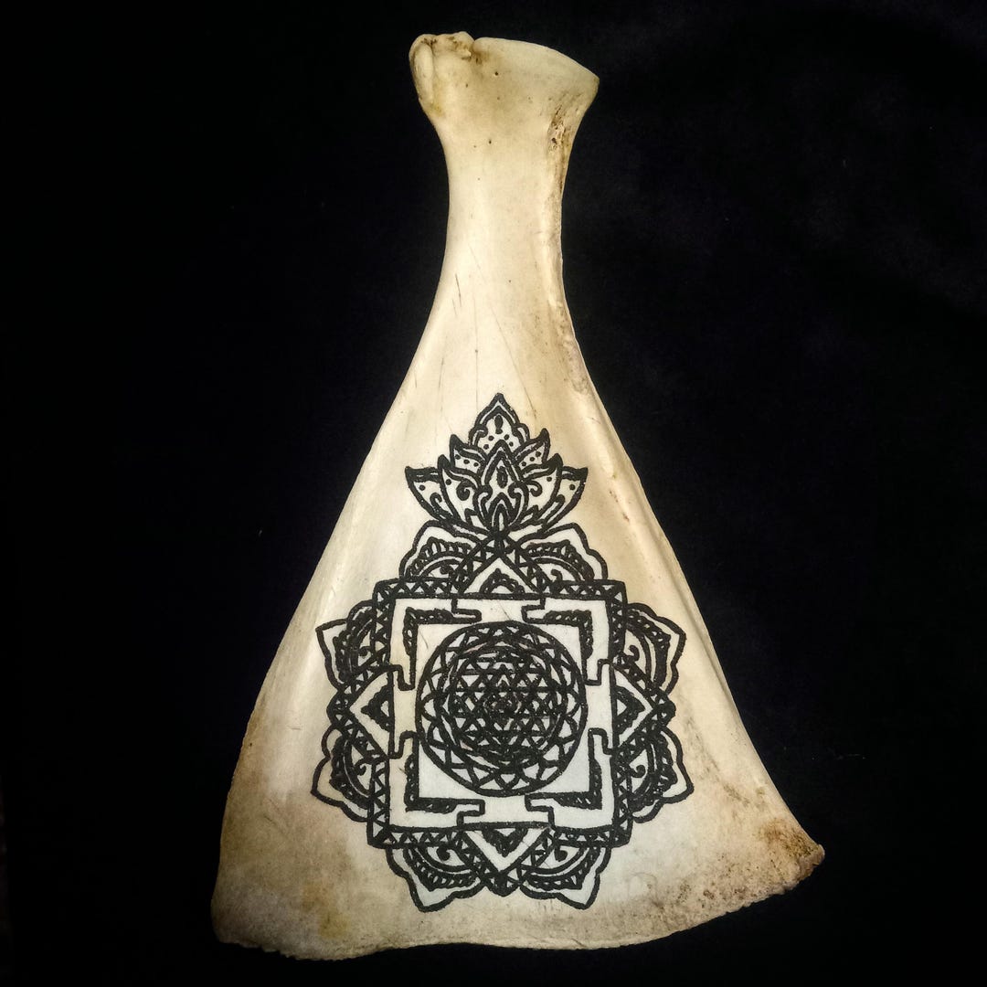 Shiva and Shakti Deer Scapula Carving With Sri Yantra and Mehndi Henna ...