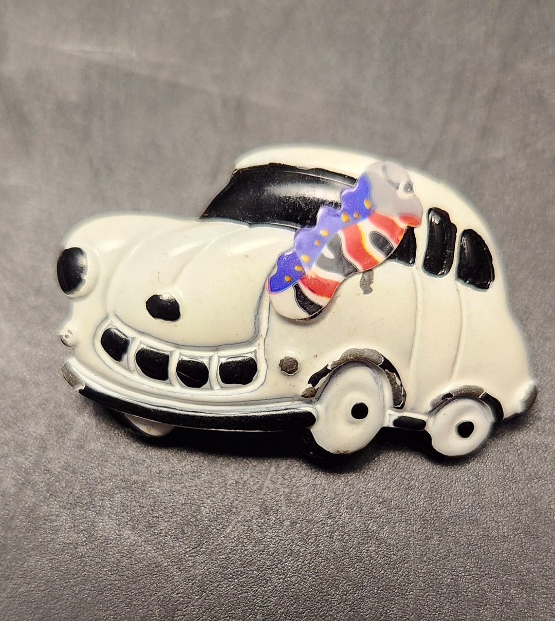 RARE Vintage White Enamel Smiling Figural Volkswagon VW BUG Beetle Car ...