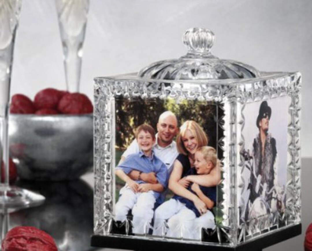 Fifth Avenue Revolving Cube Picture Frame, Luxury Accents, Home Décor ...