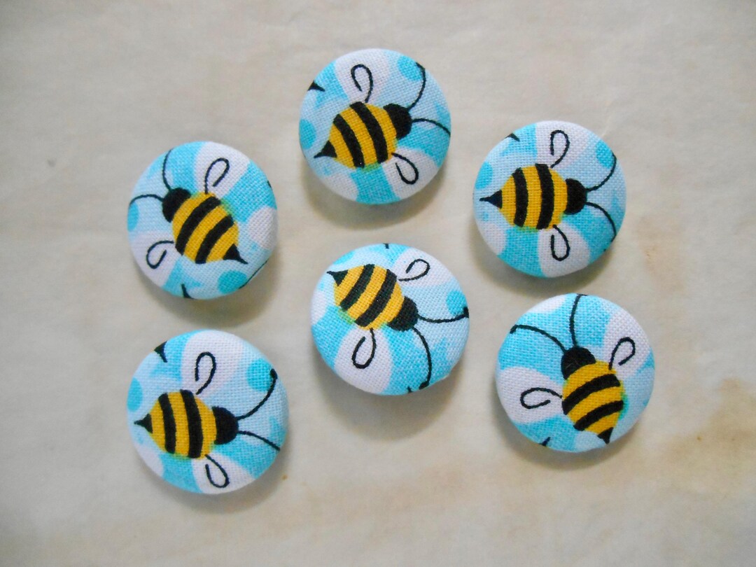 Honey Bee Buttons, Insect Buttons, Bumble Bee Buttons, Garden Buttons, Spring Buttons, Size 7/8 ...
