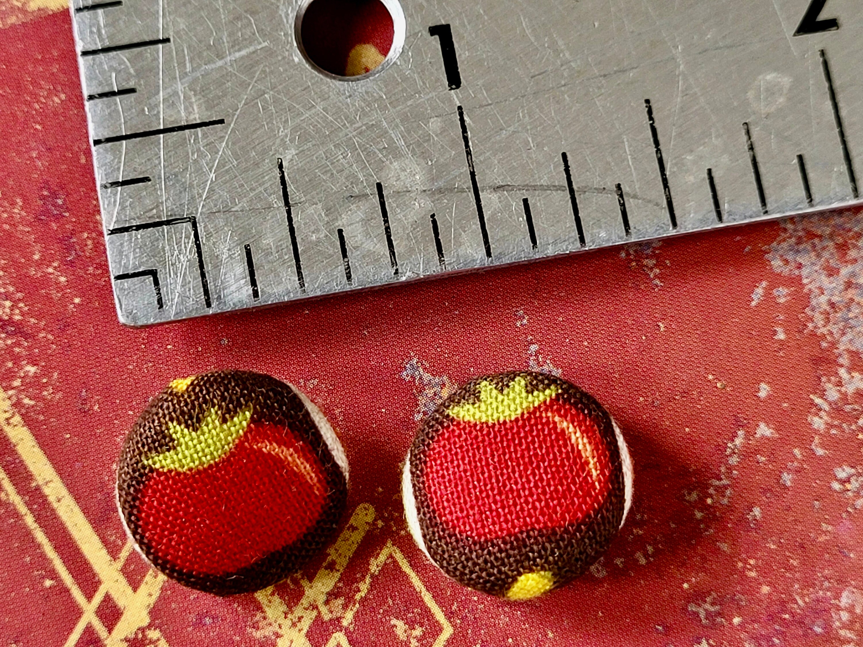 Cute Tomato Buttons, Vegetable Buttons, Food Buttons, Farm Buttons ...