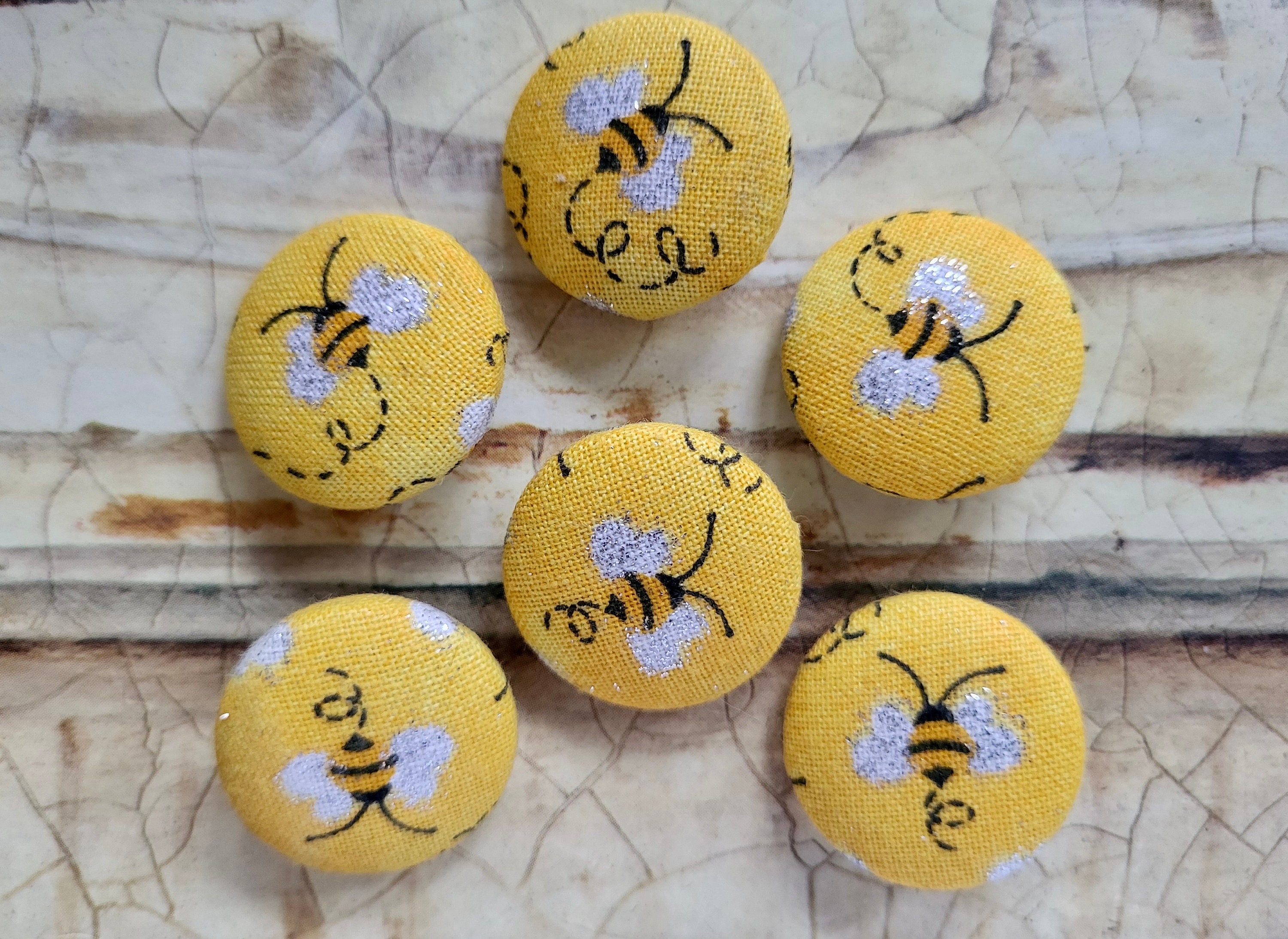 Yellow Bee Buttons, Bumble Bee Buttons, Insect Buttons, Garden Buttons ...