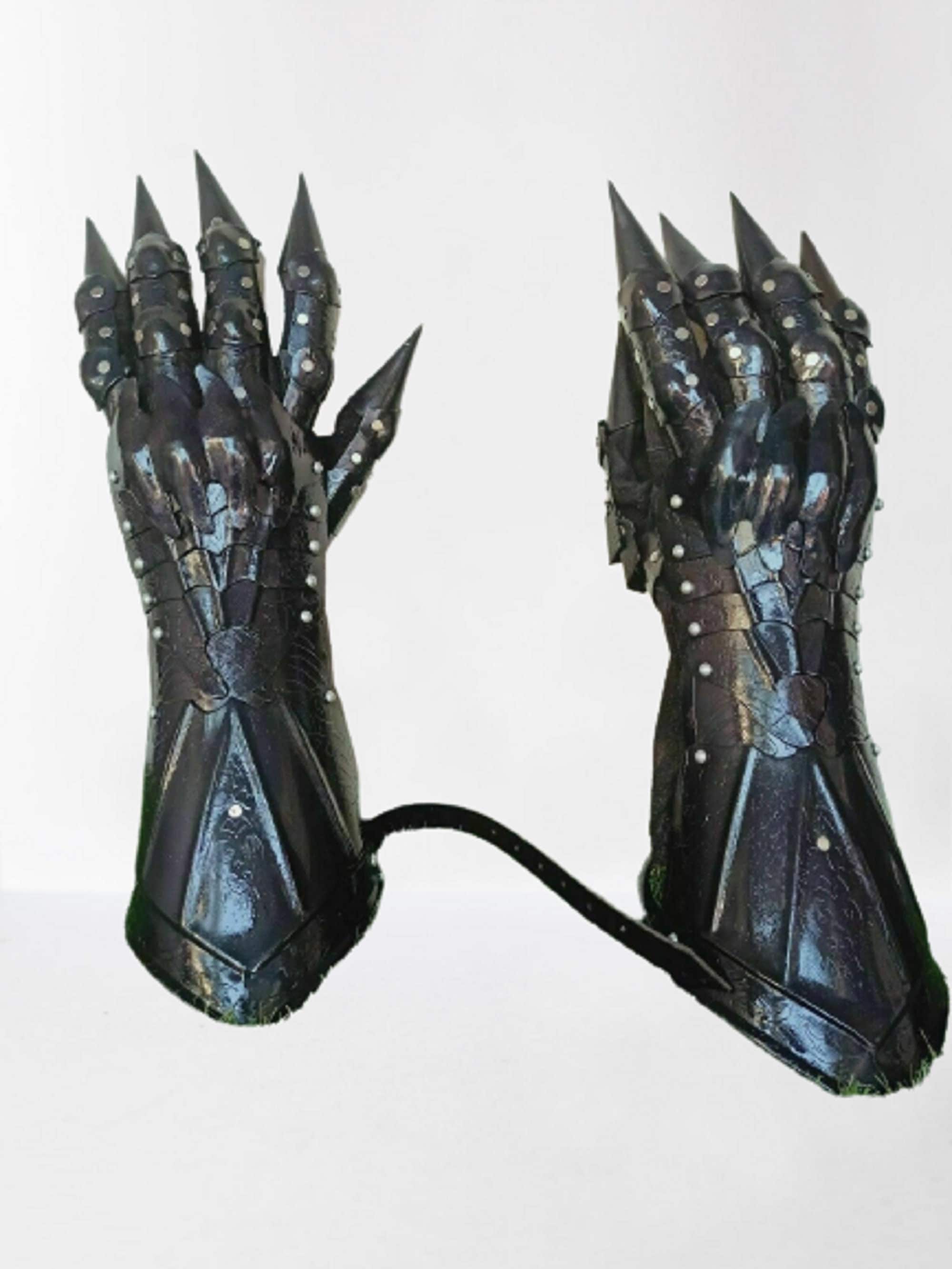 Claw Gauntlets