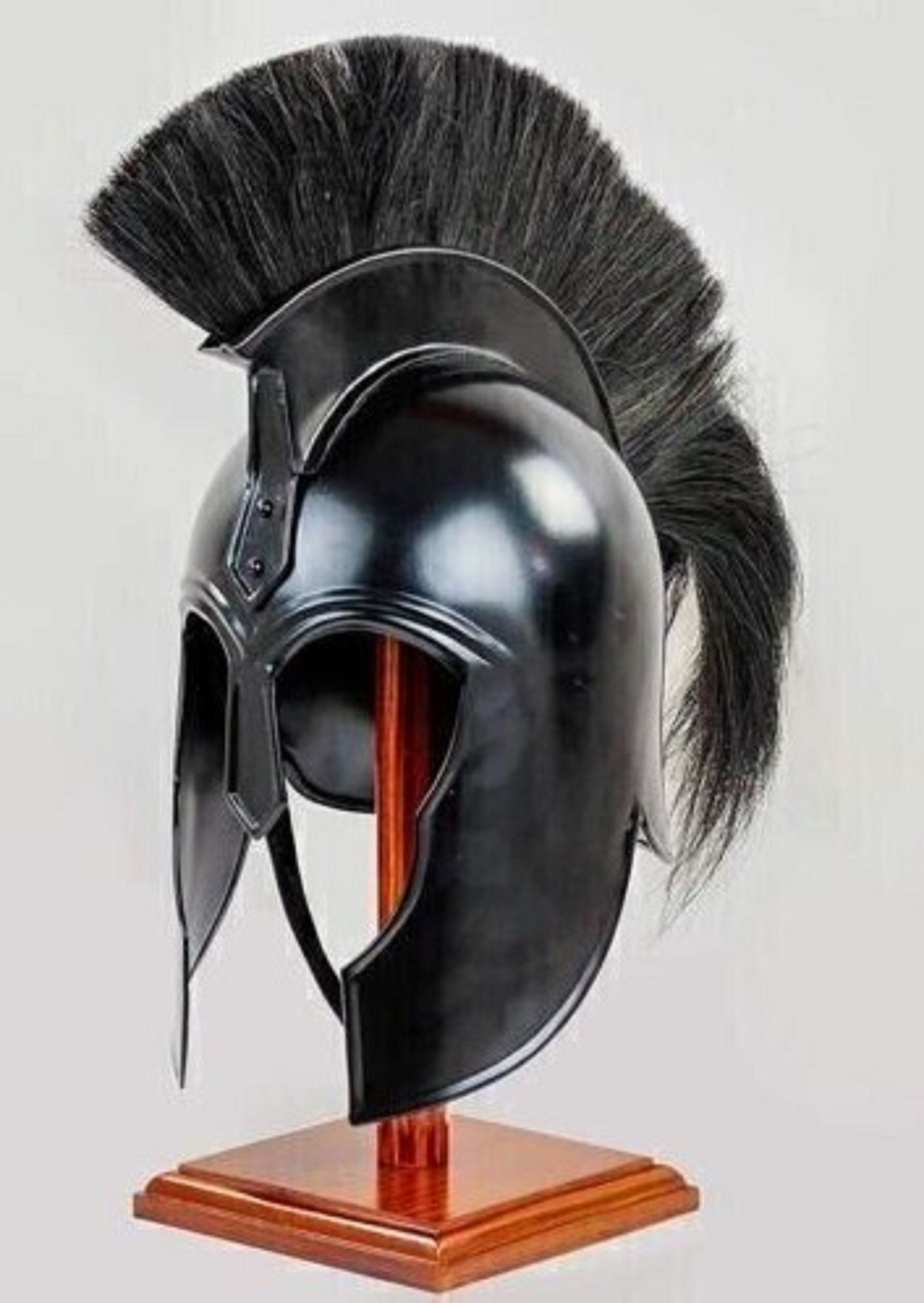 Weiblicher Kriegerhelm