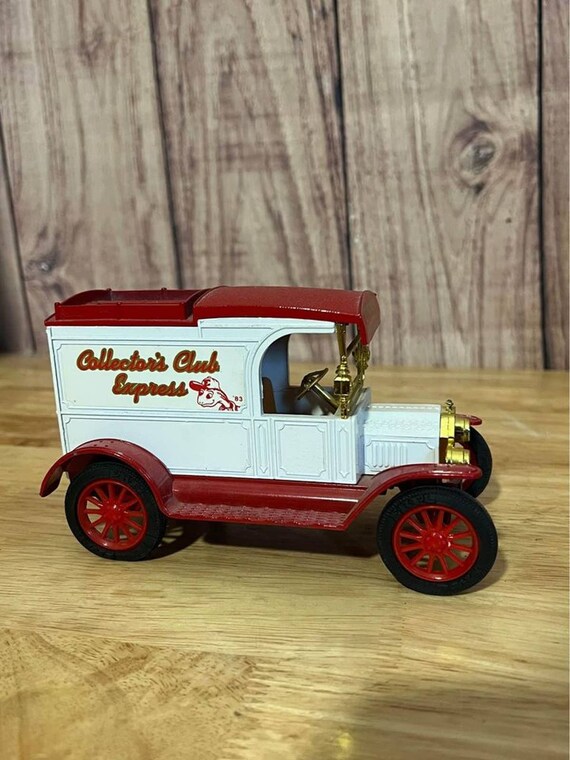 ERTL1:25 Replica Ford 1913 Model T Coin Bank Collectors Club - Etsy