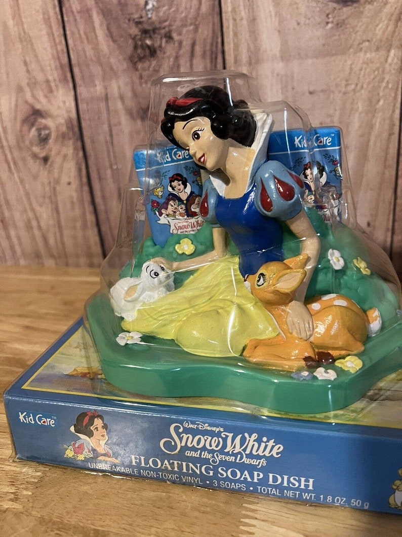 Disney Snow White Seven Dwarfs Floating Soap Dish & 3 Soaps Vintage ...