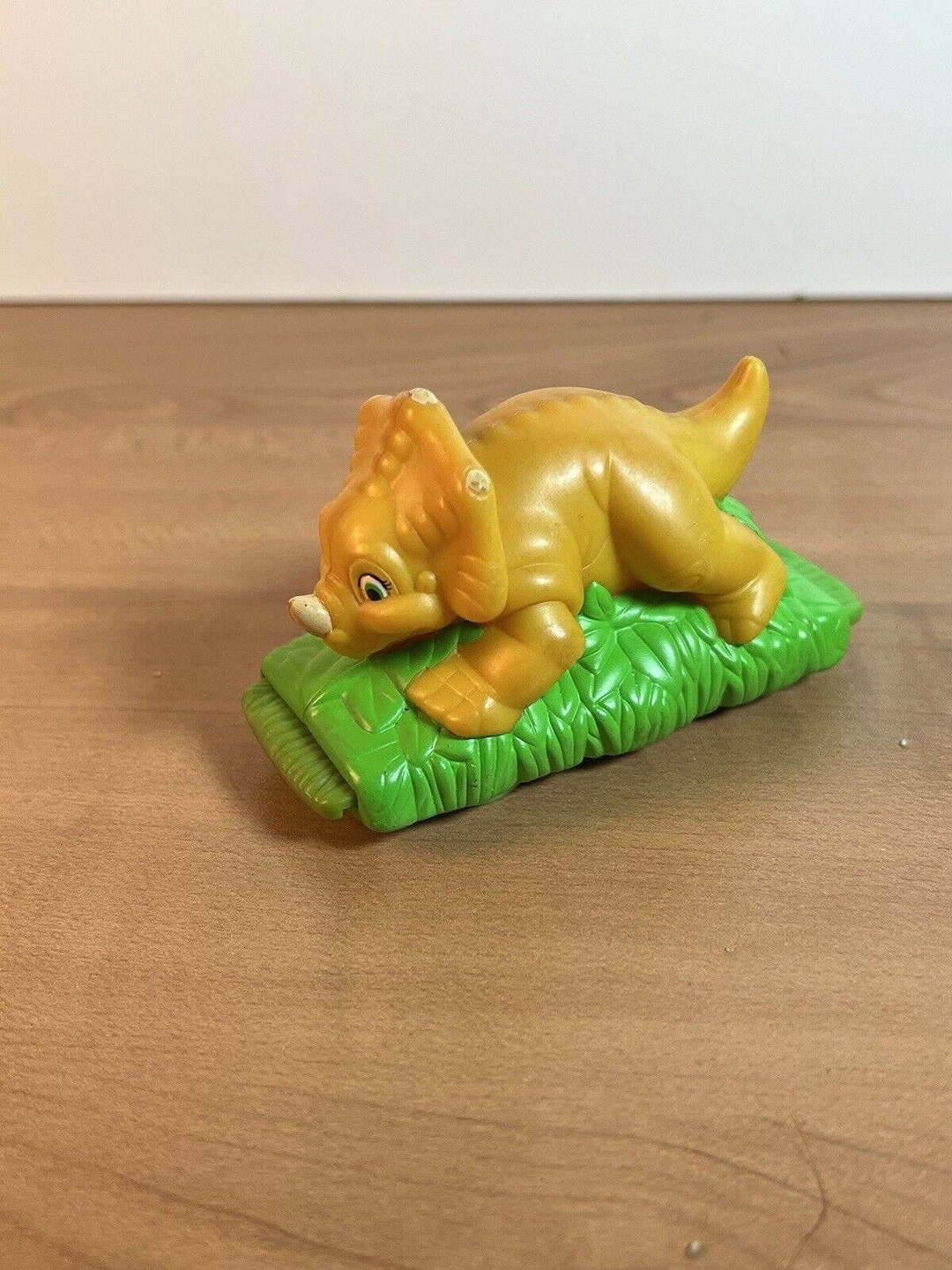 Vintage 1997 the Land Before Time Burger King CERA Friction FAST FOOD ...