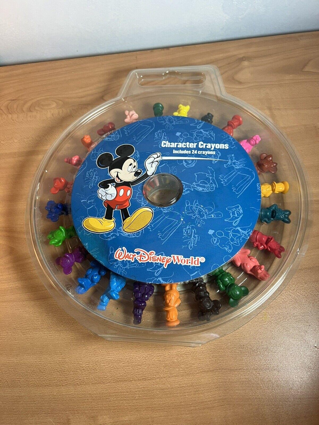 VINTAGE Disney 24 Character Crayons Rozenco Mickey Minnie Donald Goofy ...