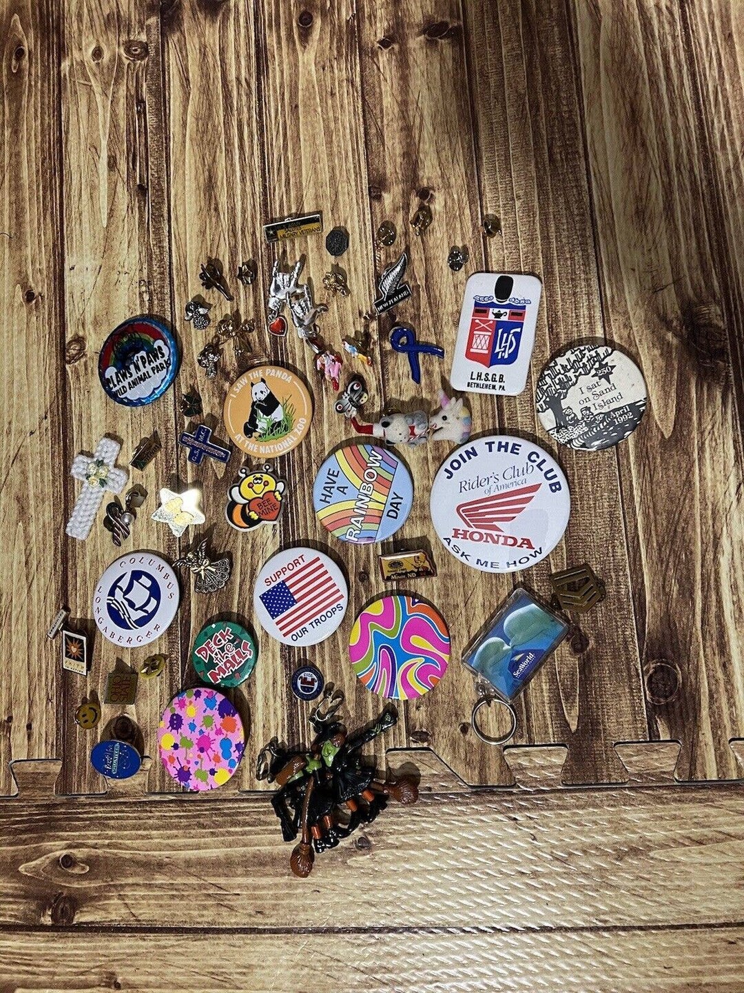 Collection of Pins 15+ Vintage• Holiday• Pop Culture - Etsy