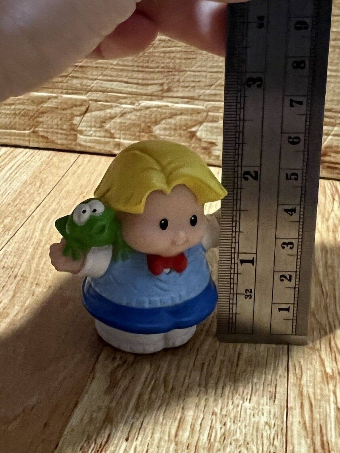 Fisher Price Little People EDDIE Boy W/ FROG Blue Vest Dressed up 2002 ...