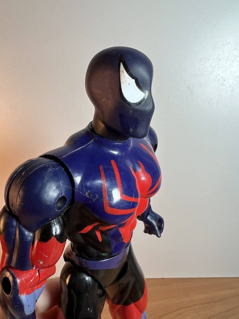 Marvel 2000 Spiderman 11 Inch Figure (variant) Fully- Posable Purple ...