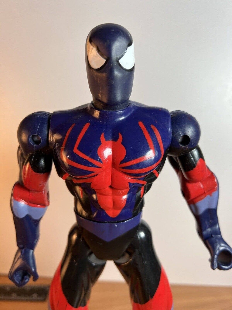 Marvel 2000 Spiderman 11 Inch Figure (variant) Fully- Posable Purple ...