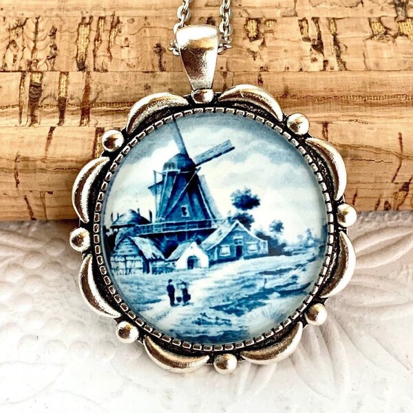 Delft Blue Necklace - Etsy