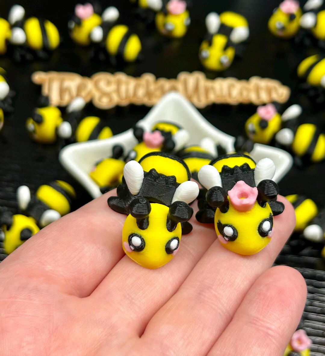 Bee Fidget Toy, Mini Articulating Bumblebee, Queen Bee Gift for Her ...