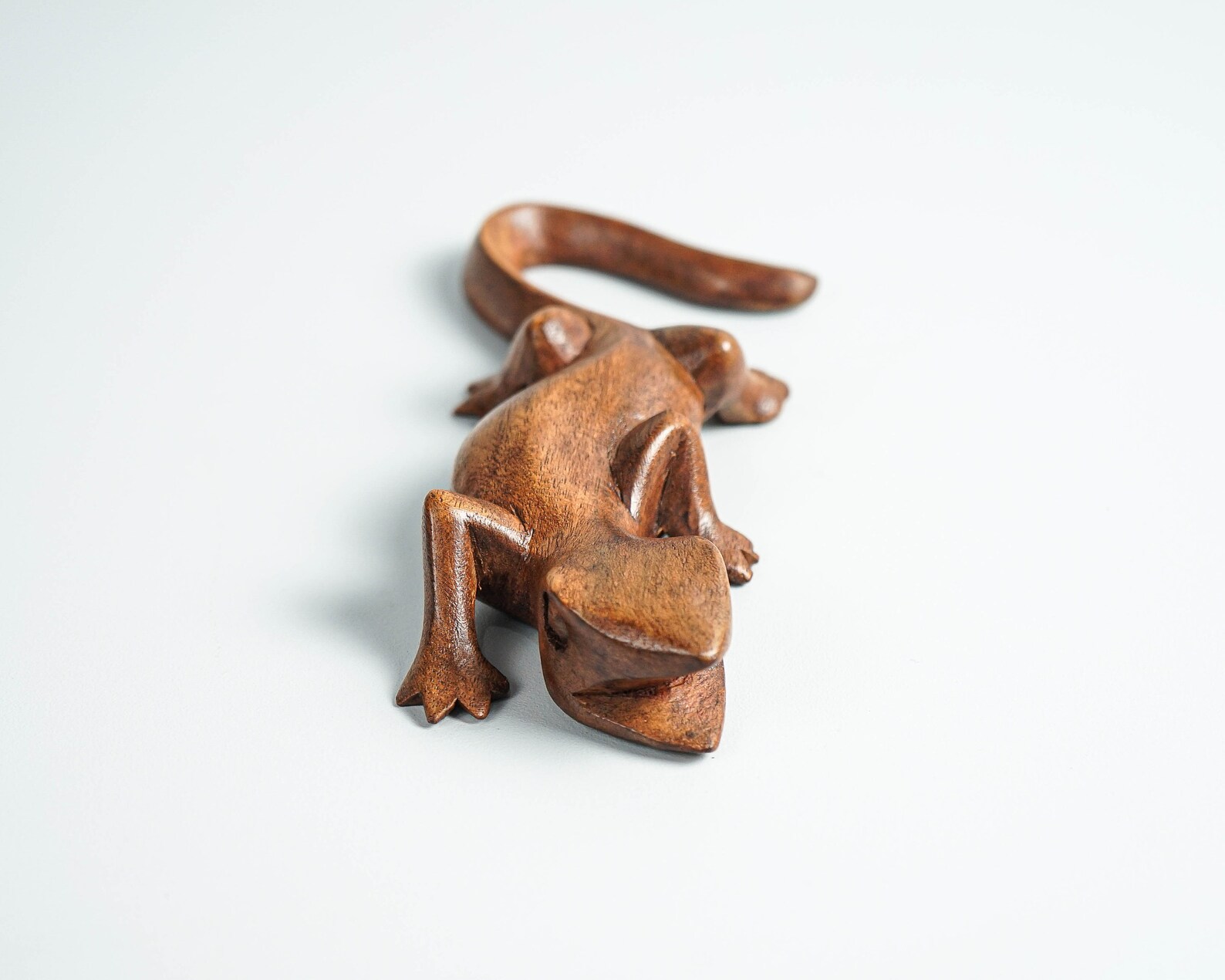 Gecko Sculpture, Animal Statue, Wood Carving, Artwork, Natural Piece ...