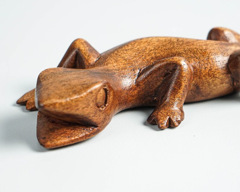 Gecko Sculpture, Animal Statue, Wood Carving, Artwork, Natural Piece ...