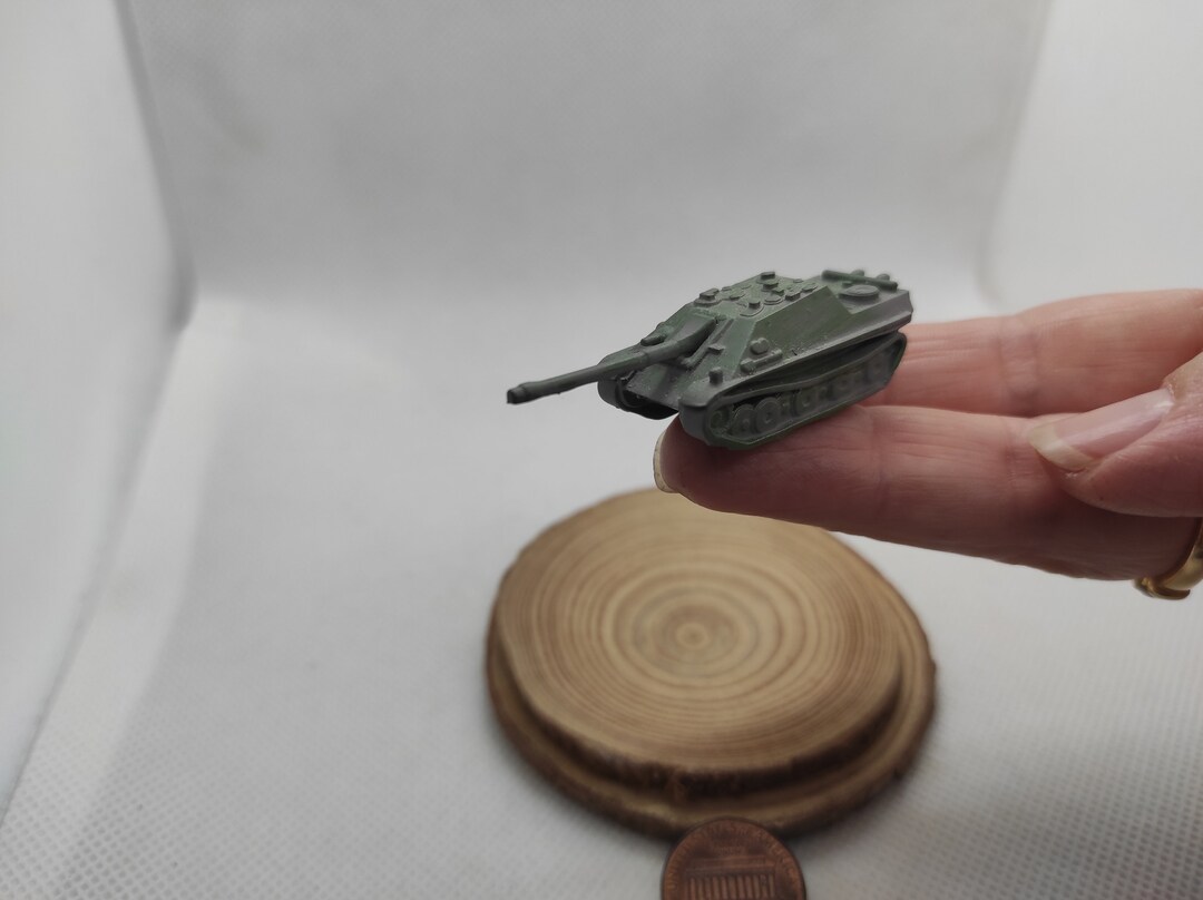 N-gauge Military Tank. Suitable for Use With N-scale Railways Car ...