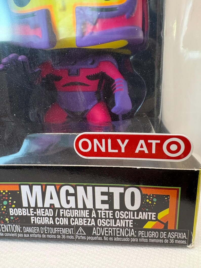 Funko Pop! Marvel X-men Classic Magneto #799 Black Light Bobble-head ...