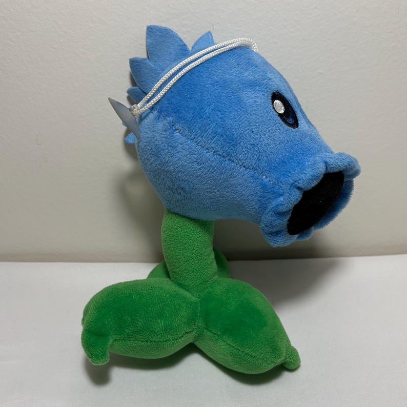 Plants Vs. Zombies Snow Pea Plush – Ice Peashooter Stuffed Toy – Blue ...