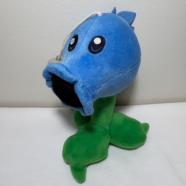 Plants Vs. Zombies Snow Pea Plush – Ice Peashooter Stuffed Toy – Blue ...