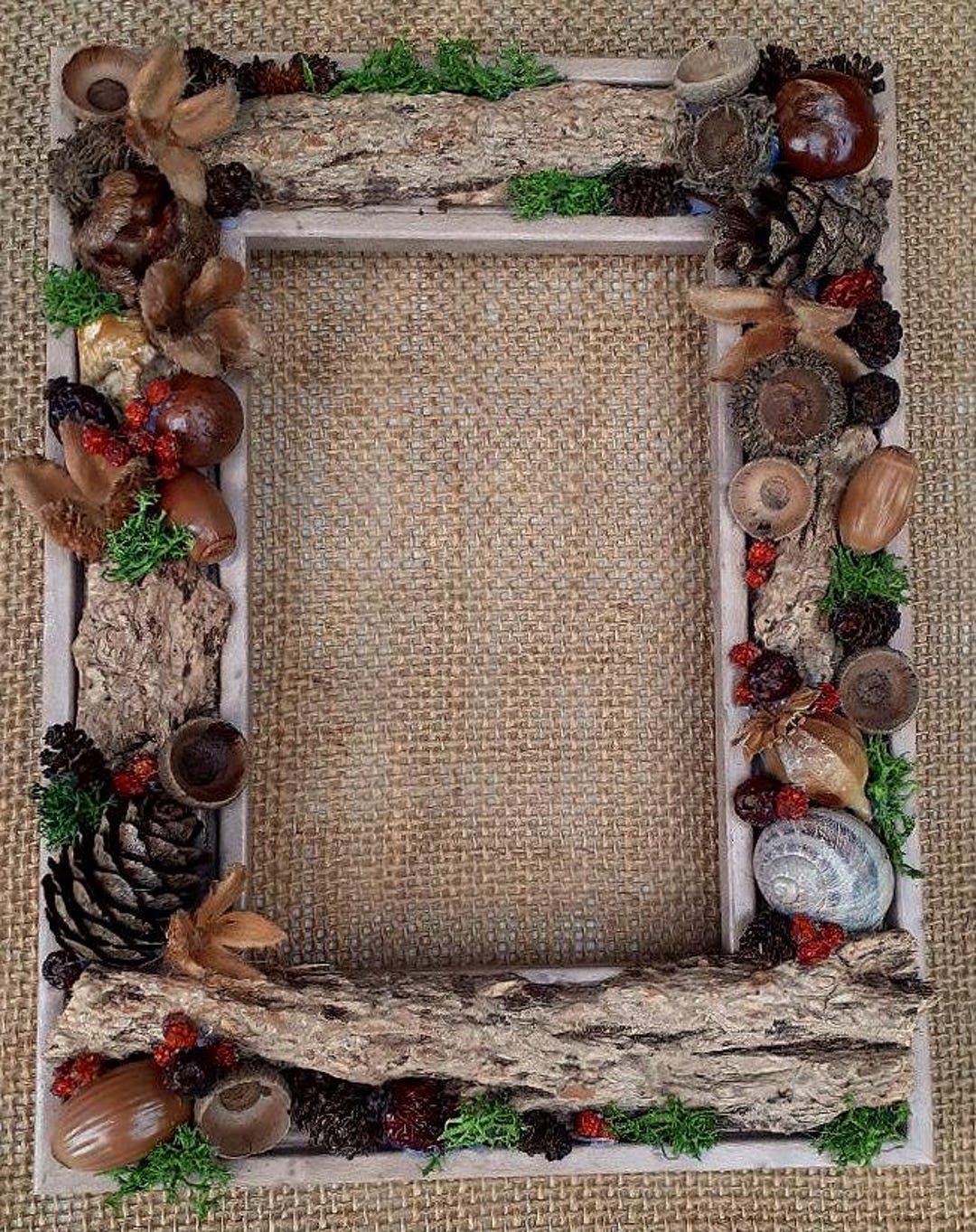 Hole-in-the-hedge Handcrafted Picture Frame - Etsy