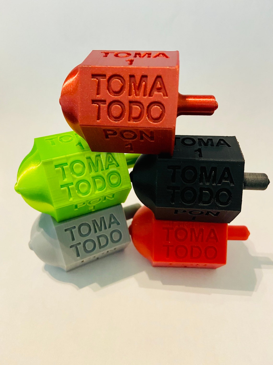 Toma Todo - Classic White Pirinola - Etsy