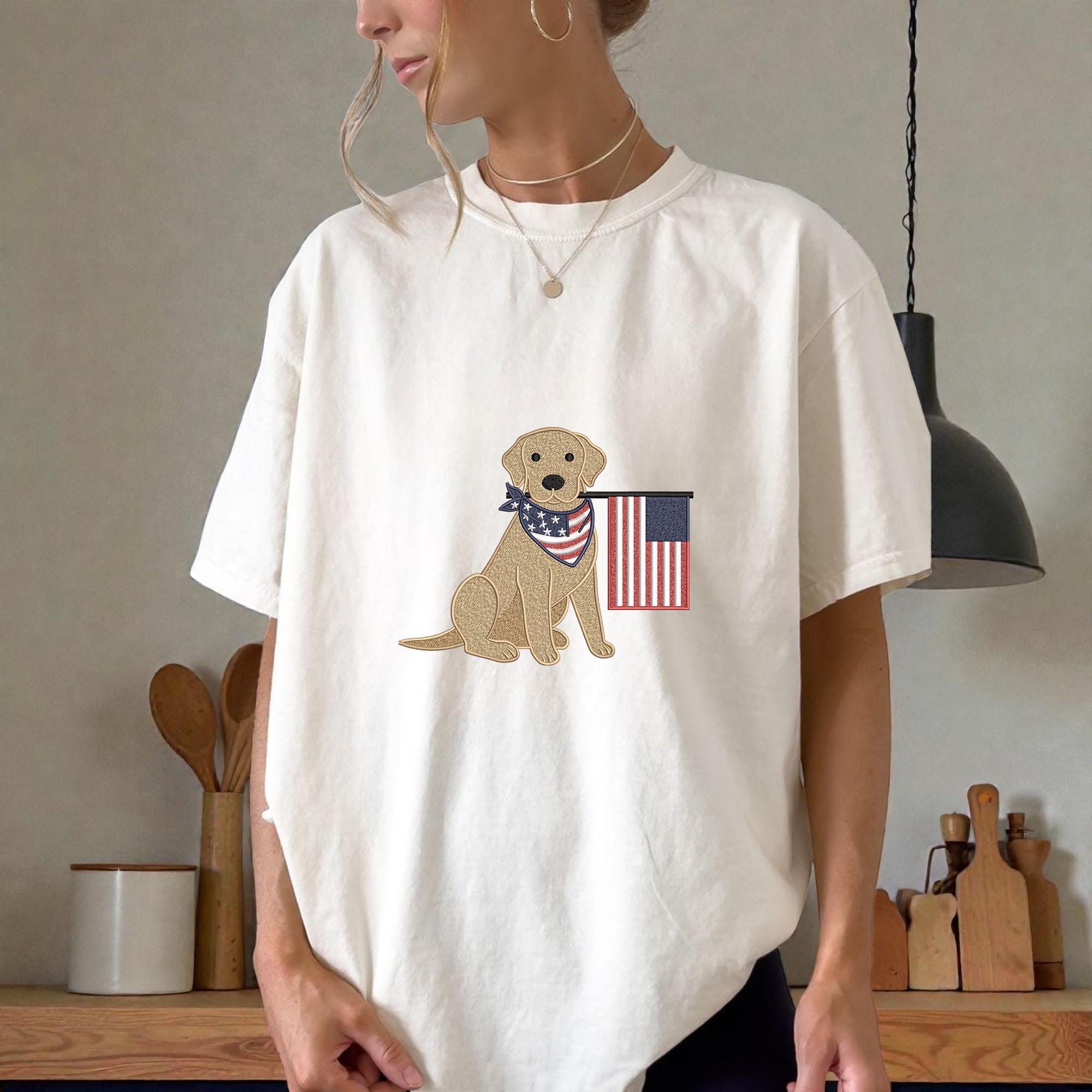 Yellow Lab With American Flag Machine Embroidery Design, Labrador With ...