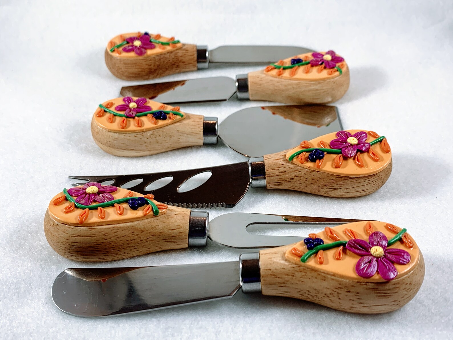 Yellow 6-piece Set of Culinary Cheese Knives, Charcuterie Accessories ...