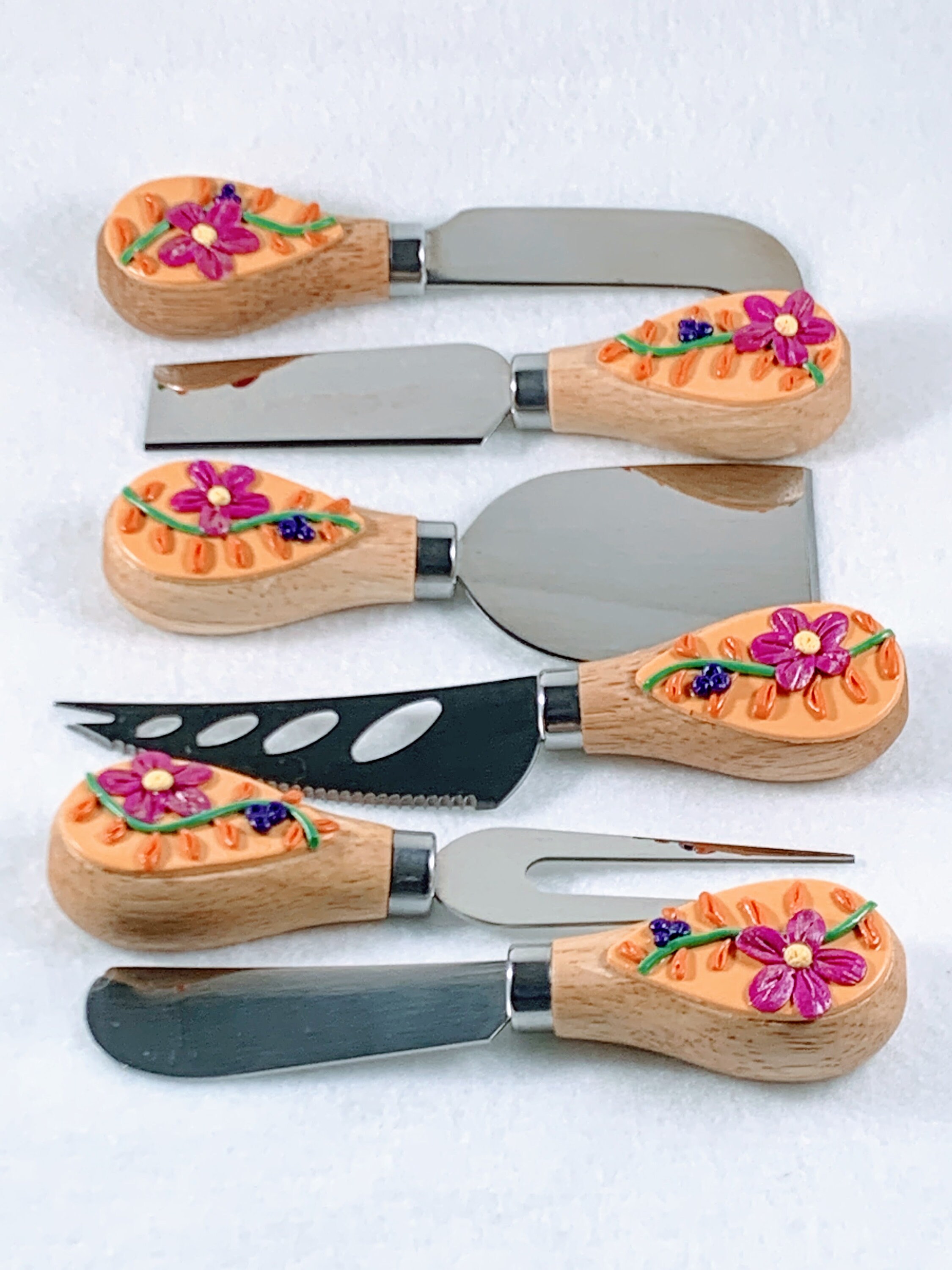 Yellow 6-piece Set of Culinary Cheese Knives, Charcuterie Accessories ...