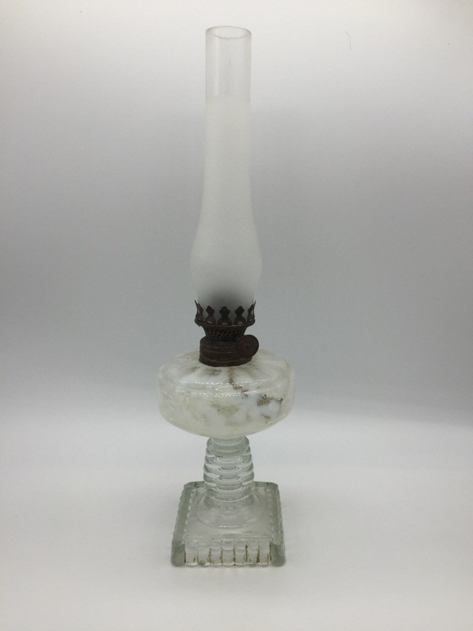 Clear Glass, Frosted Glass, White Spatter Glass Oil Lamptemplate. Fig ...