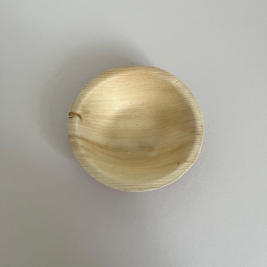Round Palm Leaf Bowls | Edible Bowl for Rabbits, Guinea Pigs and Small ...