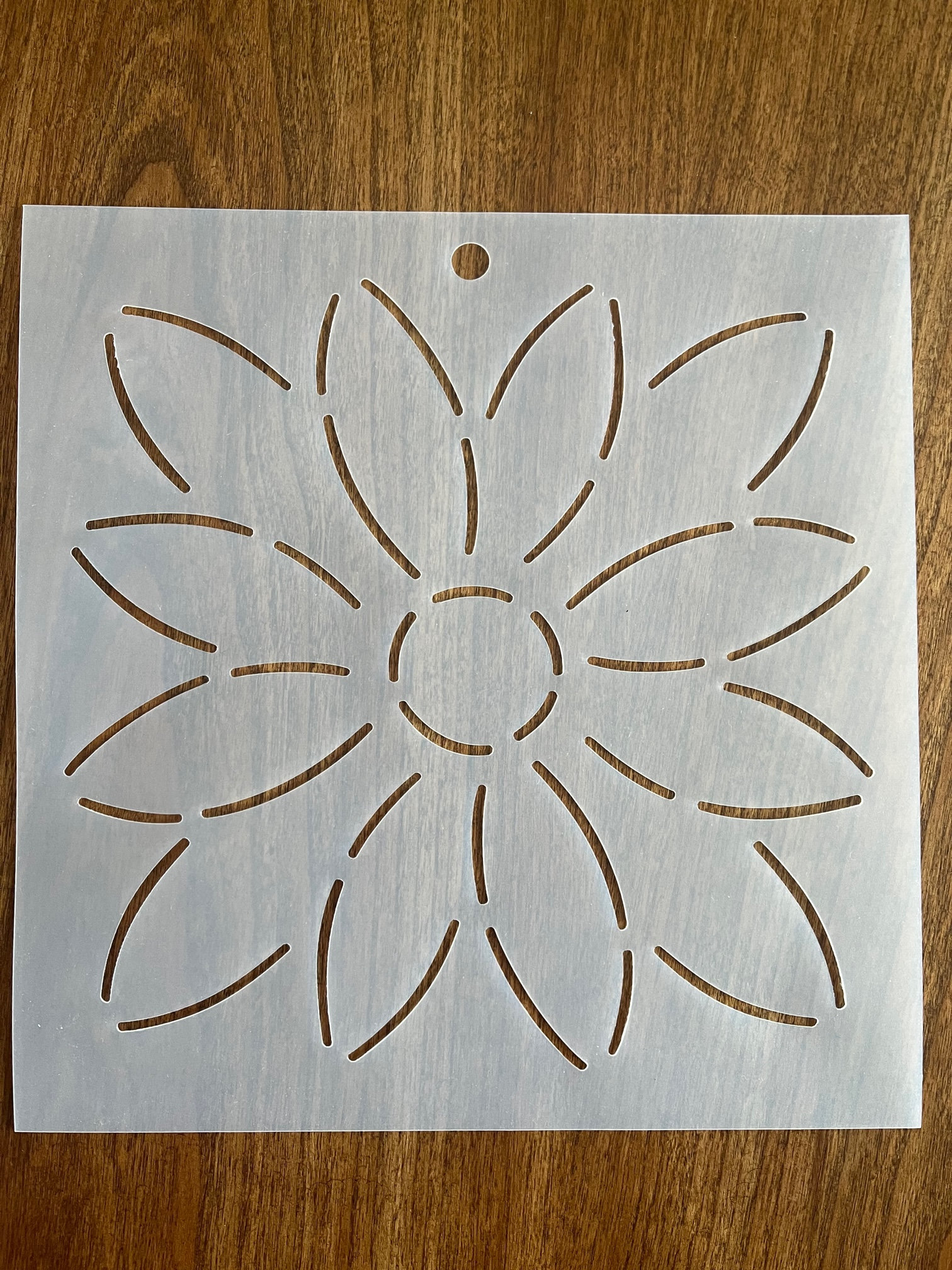 Daisy Stencil 7-3/4" - Etsy