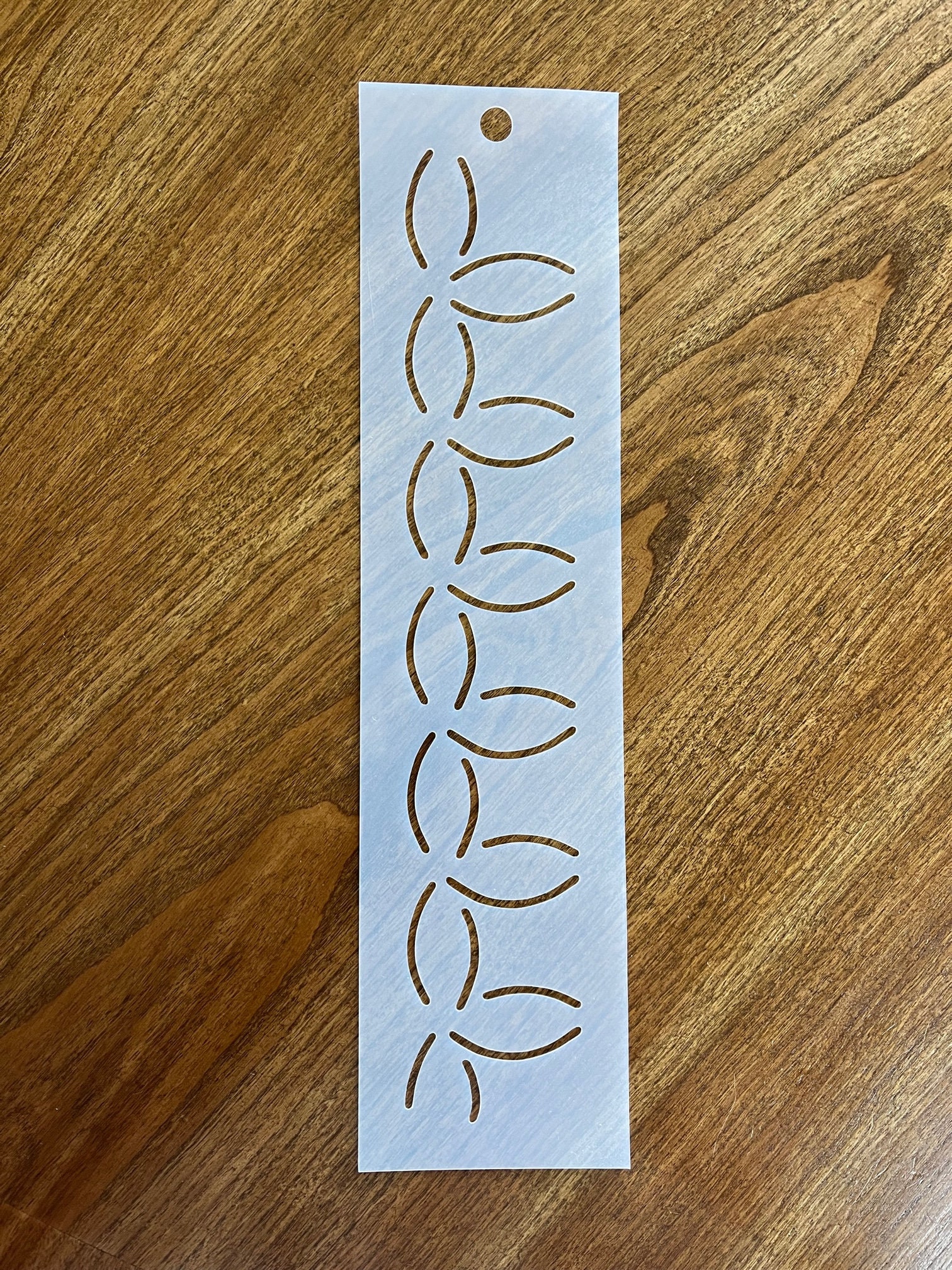 Interlocking Loops Quilt Border Stencil 2"x11" - Etsy