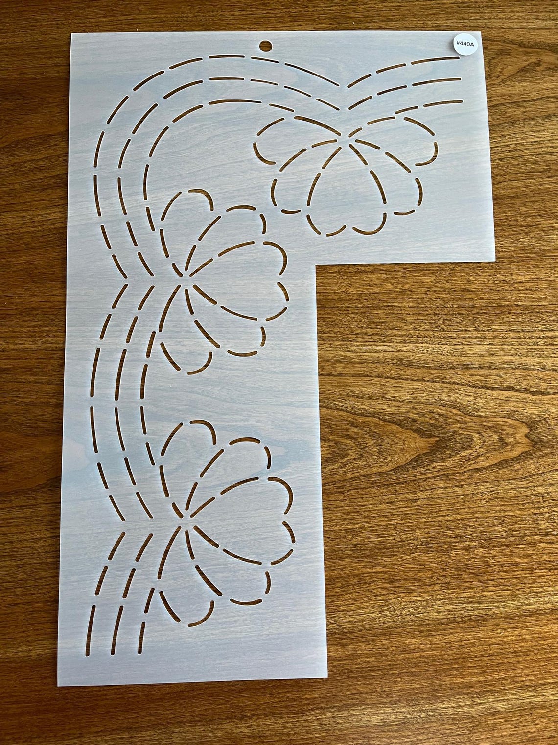 Hearts & Feathers on Scallops Corner Border Stencil 5.25" Wide - Etsy