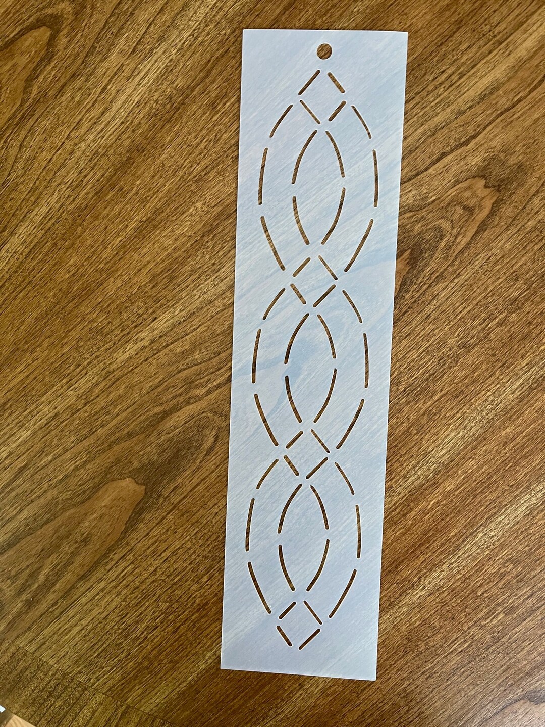 Oval & Diamond Interlocking Border Stencil 3"wide - Etsy