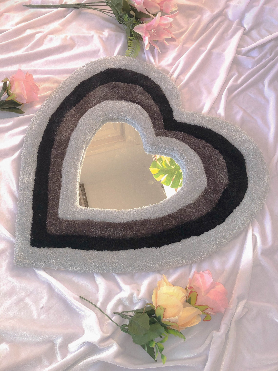 Handmade Tufted Rug Mirror | Cute Heart Mirror in Different Colours ...