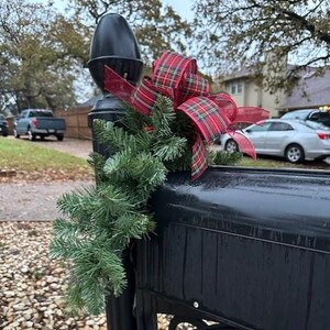 Festive Mailbox Bow: Add Holiday Cheer to Your Curbside Décor - Etsy
