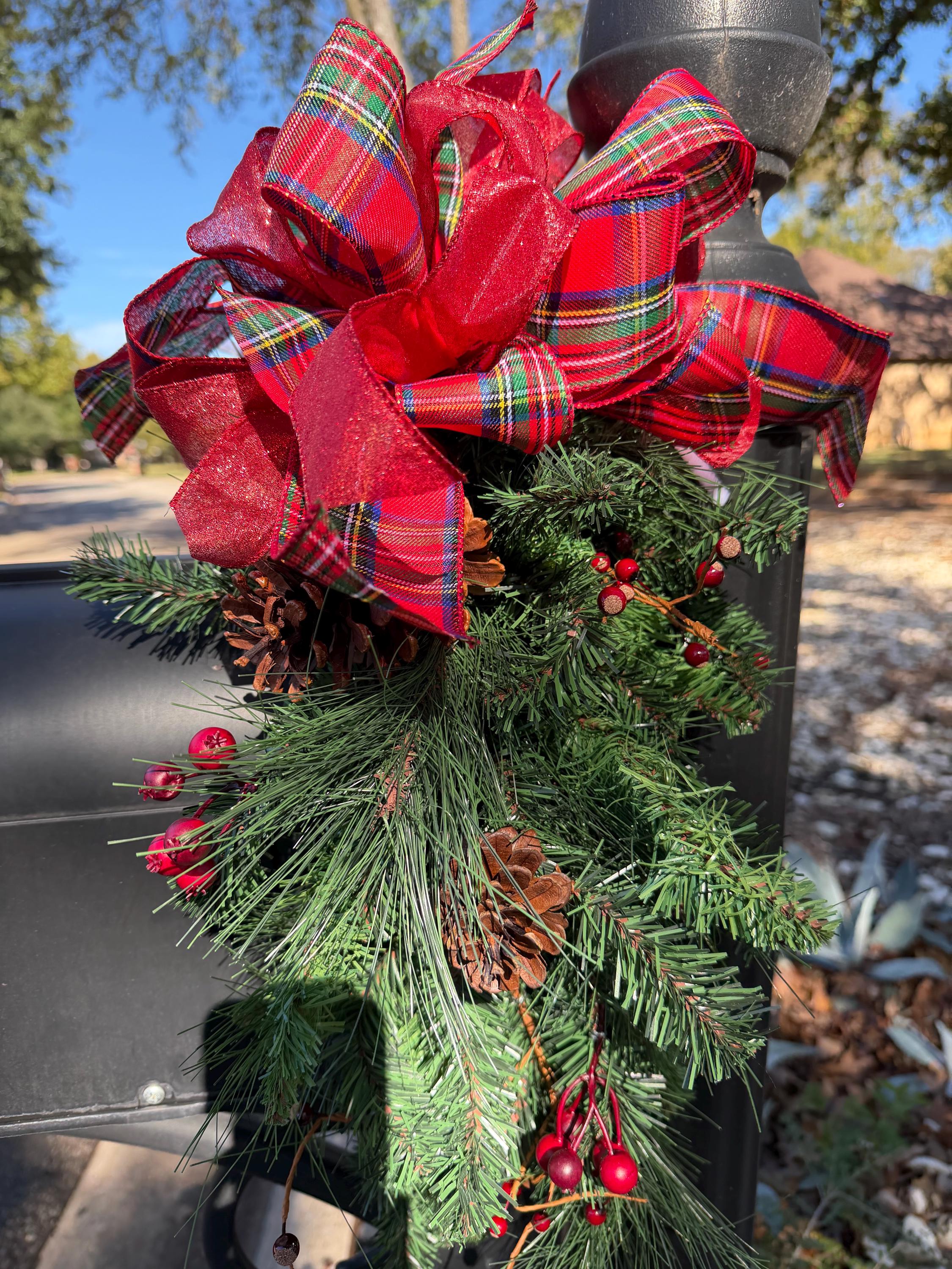 Festive Mailbox Bow: Add Holiday Cheer to Your Curbside Décor - Etsy