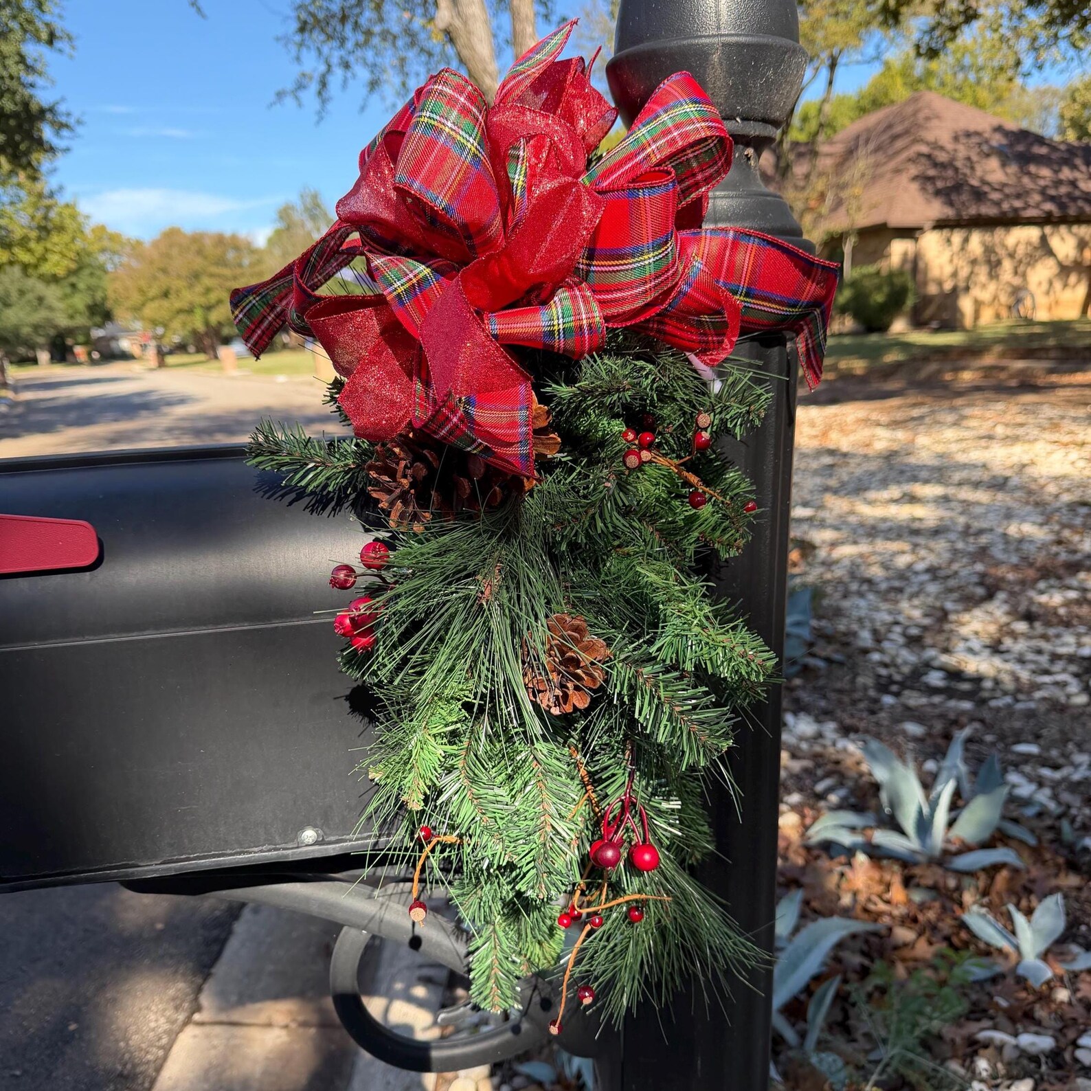 Festive Mailbox Bow: Add Holiday Cheer to Your Curbside Décor - Etsy