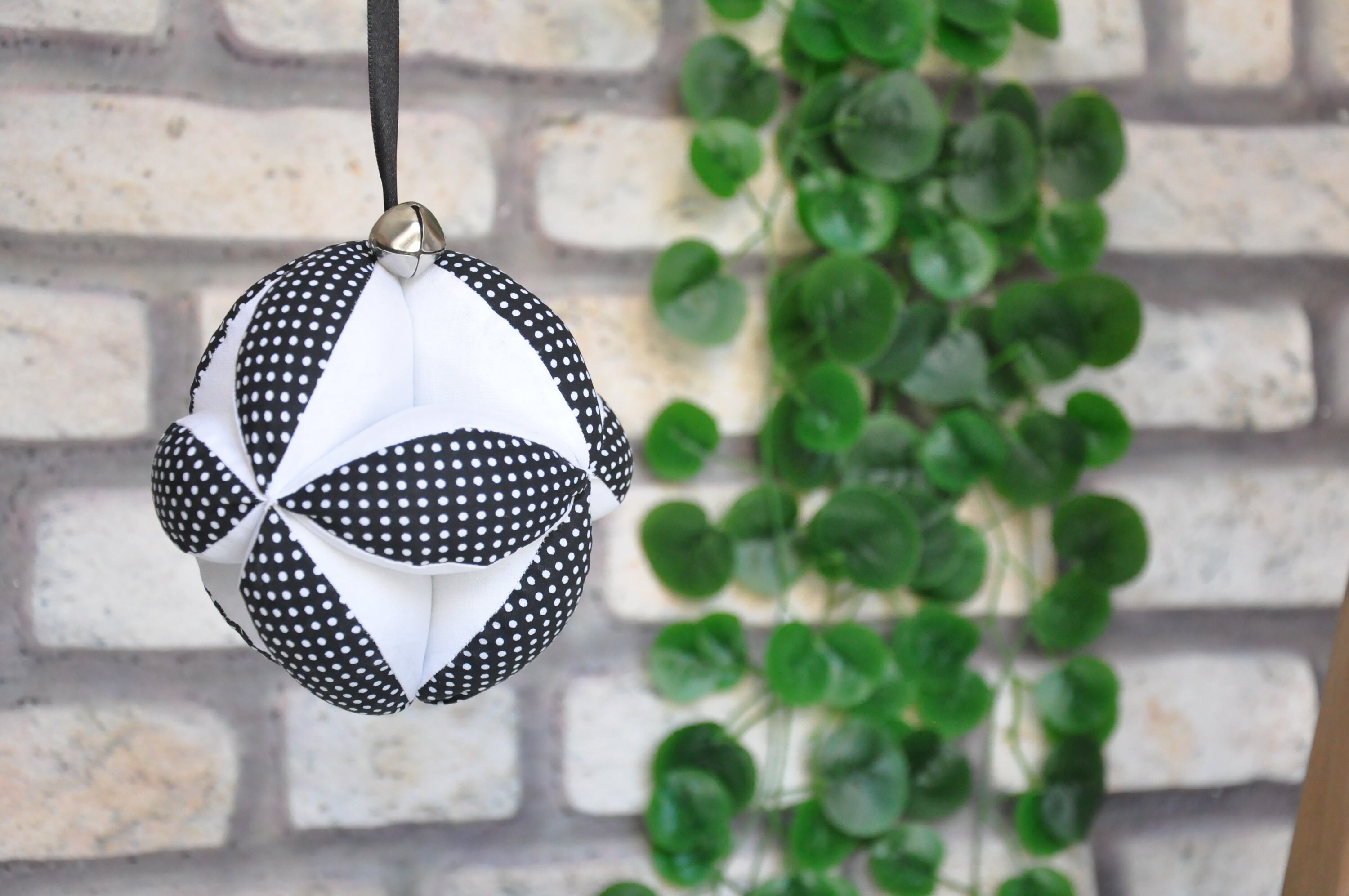 Set of 4x Montessori Tactile Mobile Montessori Bell and Ring | Etsy