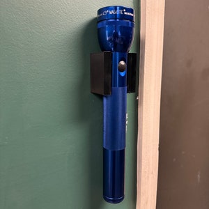 Wall Mount for Maglight Flashlights - Etsy