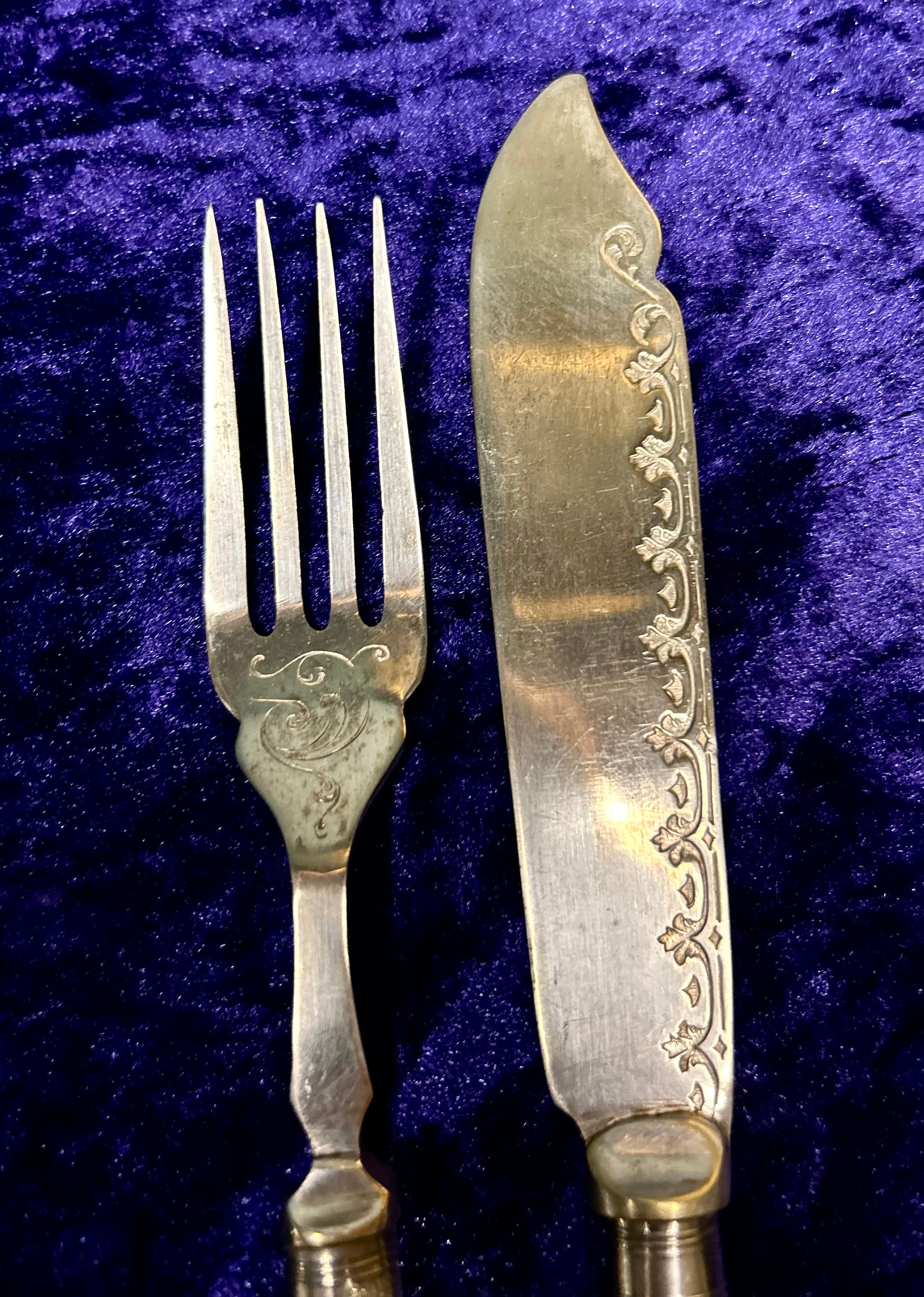 Vintage Cutlery Set With Etched Pattern - Etsy UK